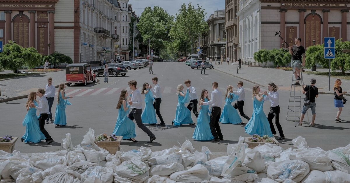 Ukraine: Between the Sirens | Coin Street